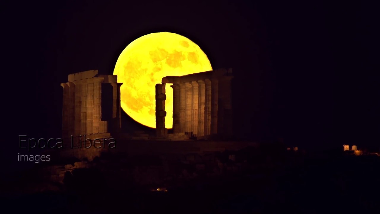 June's Full Moon rises behind ancient Temple in Greece - YouTube