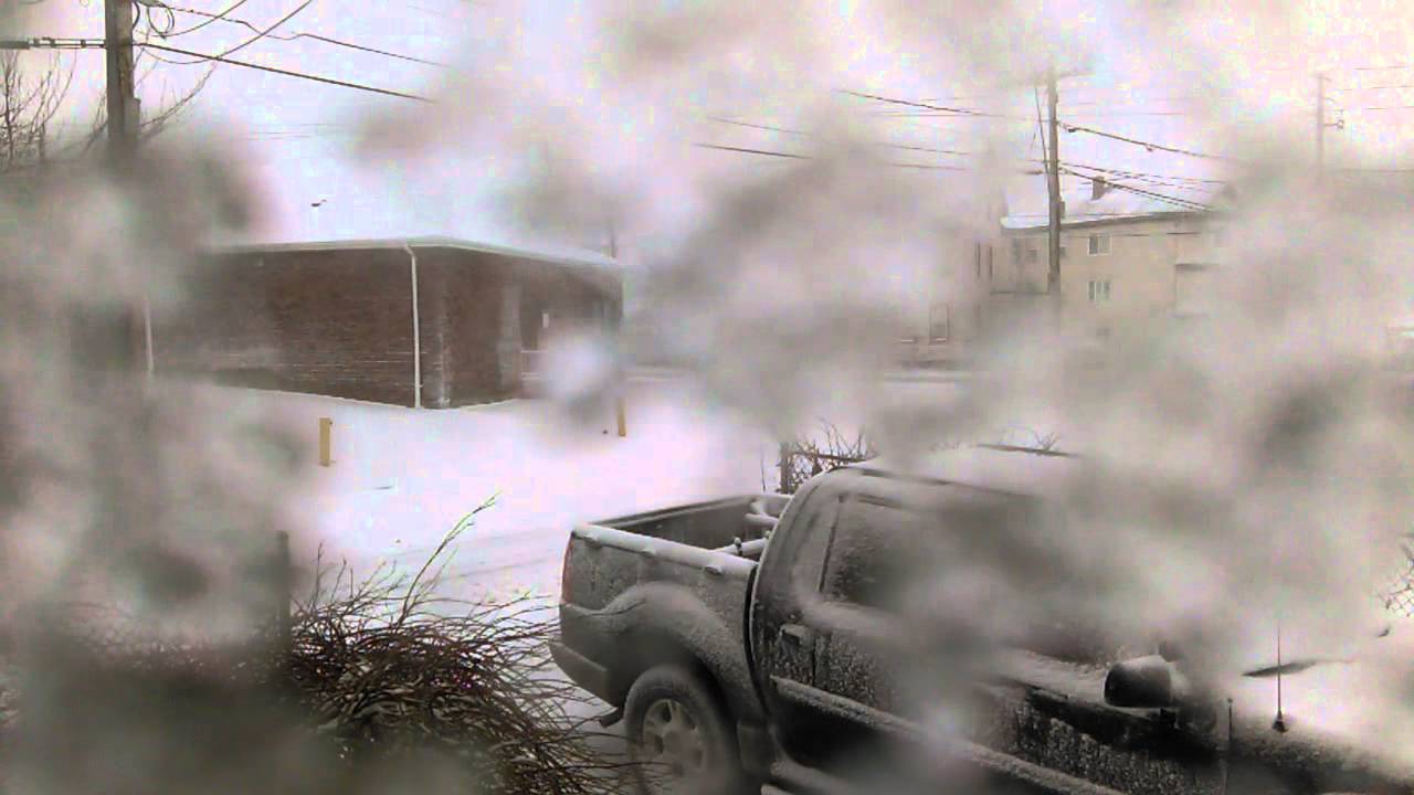 Time lapse of the start of a blizzard - YouTube