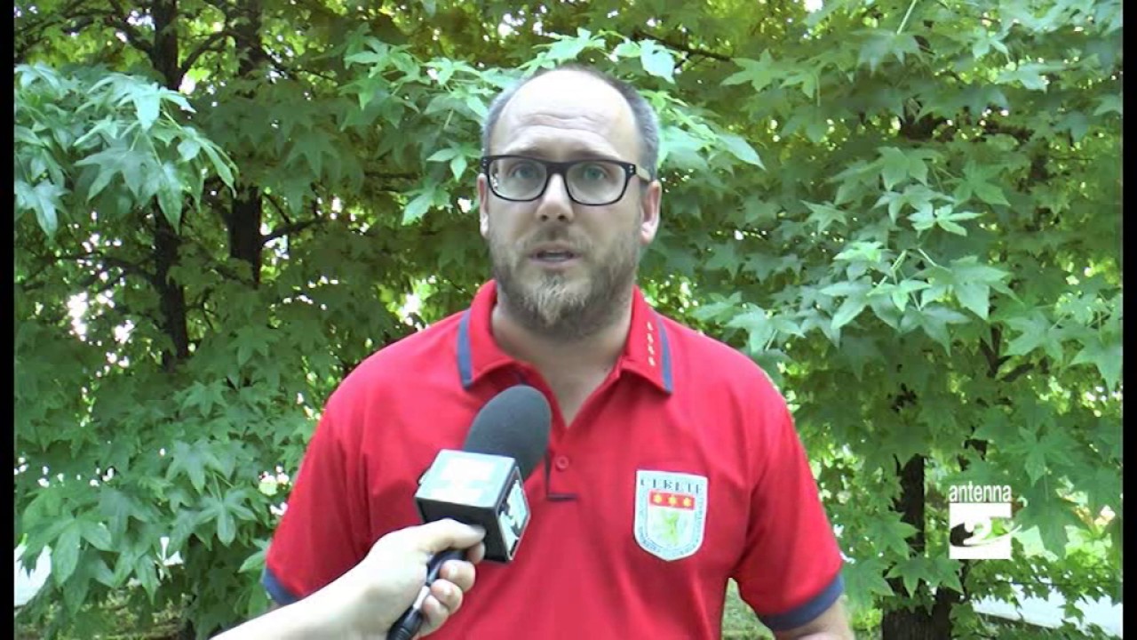 La Maremma? In piazza a Cerete Alto - YouTube