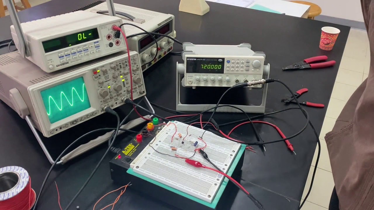Experiment (4): BJT amplifiers and frequency response. Part 4 (Electronics Circuit Lab) - YouTube