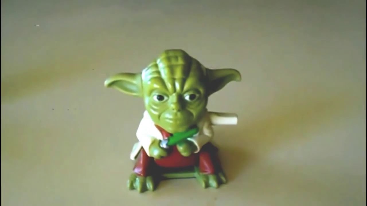 Star Wars Toy Demo: Yoda Does Back Flip - YouTube