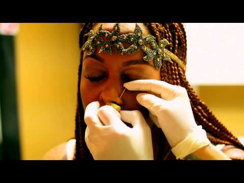 Vlog! Nose Piercing Up Close and Personal!