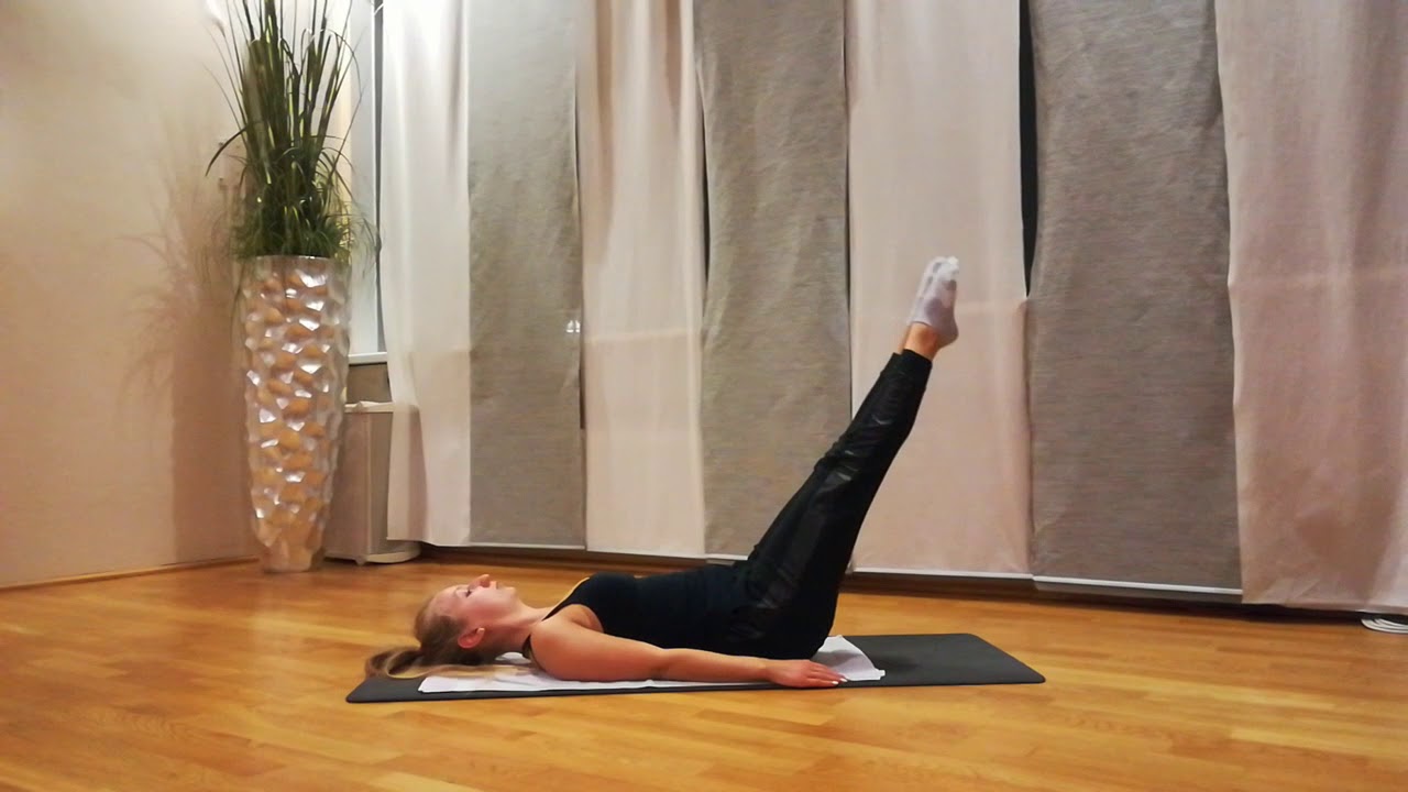 pilates jack knife - YouTube