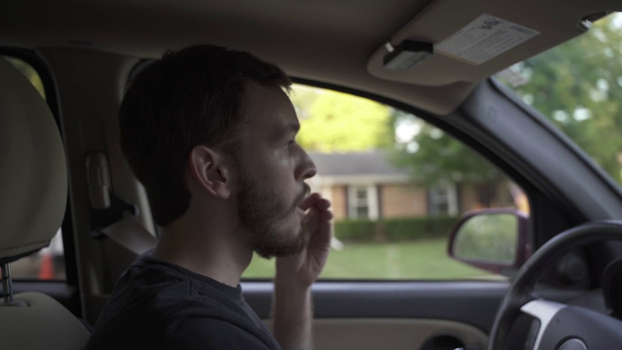 Eating while driving is a form of distracted driving - YouTube