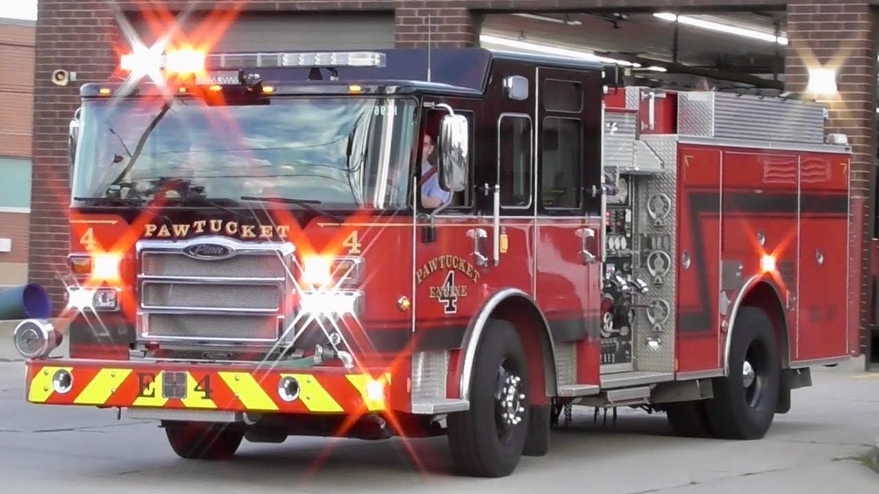 Pawtucket, RI Fire Department Engine 4 & Rescue 2 Responding - YouTube