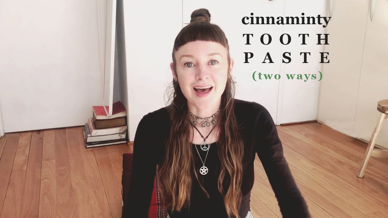 2 Ways to Turn Tooth Powder into Natural Toothpaste - YouTube