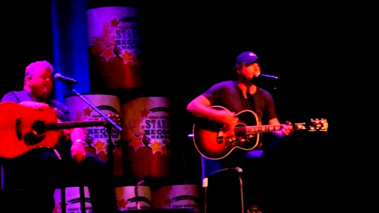 Dallas Davidson - Just a Kiss - YouTube