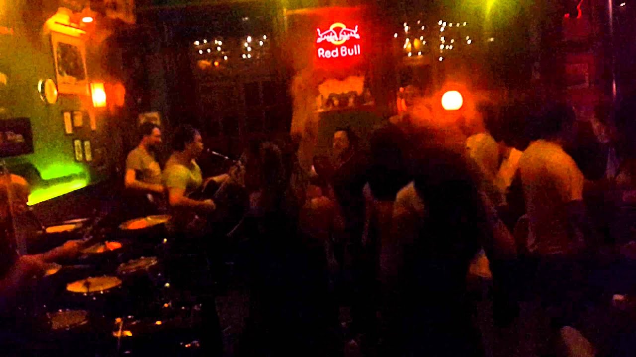 Pub nali in tbilisi rock n roll - YouTube