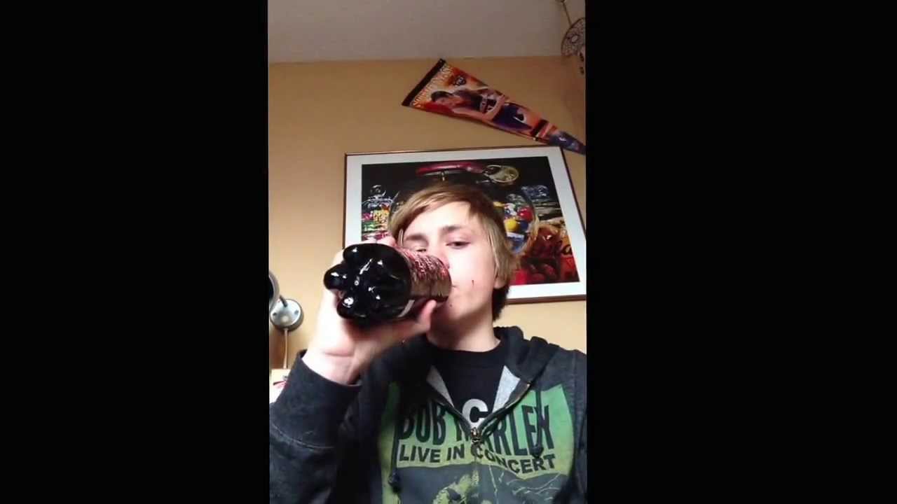 REVIEW: presidents choice chocolate cola - YouTube