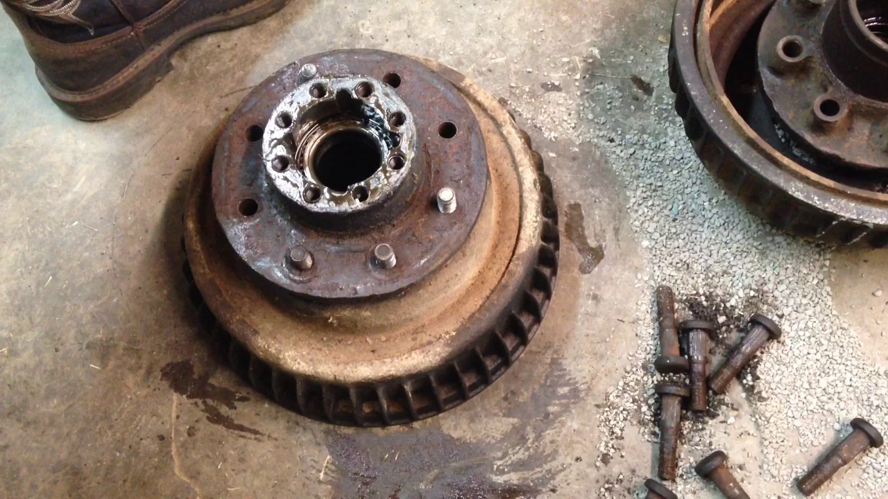 GM 14 Bolt Axle Rebuild Part 2 - YouTube