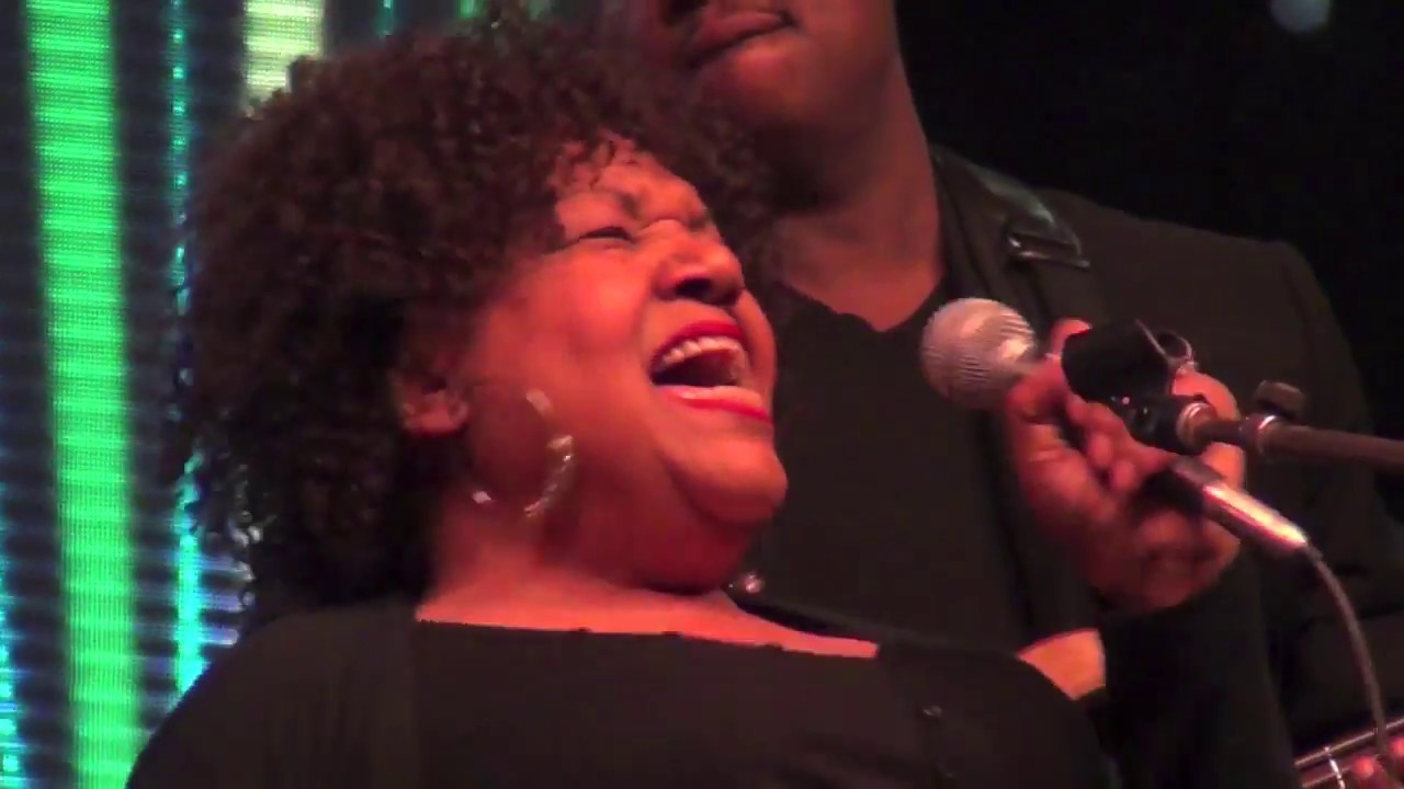 Jewel Brown performs with Milton Hopkins at Discovery Green, Houston TX ...