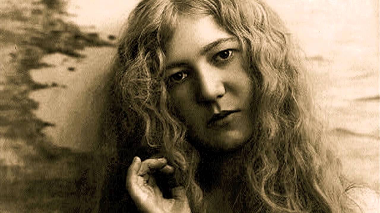 Pretty Polly - YouTube