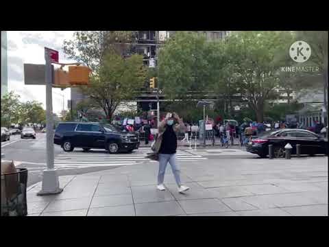 Elariz Məmmədoğlu New Yorkda Azərbaycan bayrağı qaldırdı. 🇦🇿 @karabakhisazerbaijan