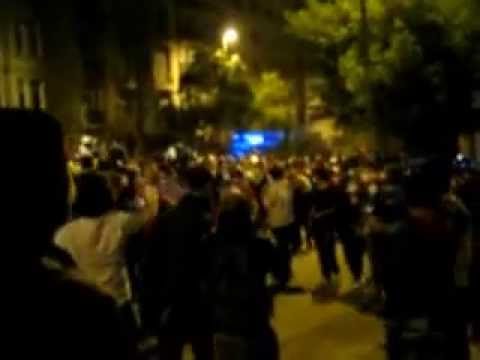 Taksim Gümüşsuyu, atılan gaz bombaları sonucu insanlar - 5 Haziran 2013