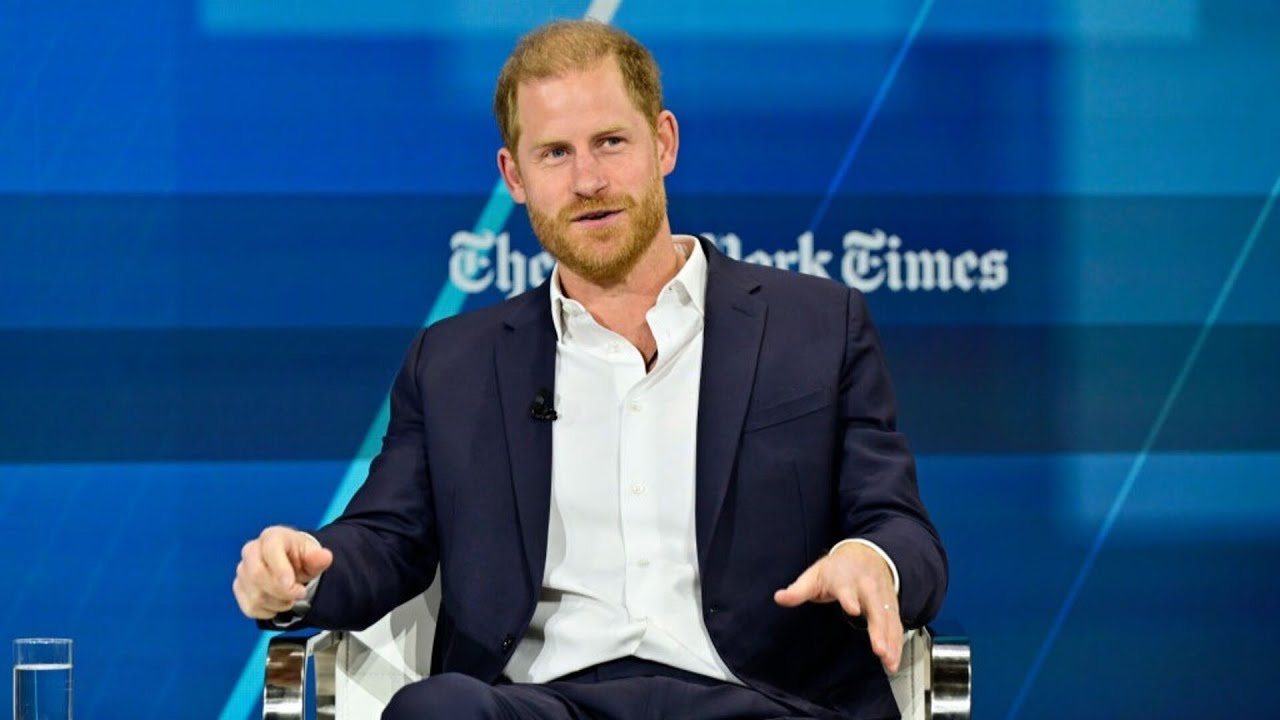 Prince Harry spotted surfing with son Archie in rare, now-deleted photo ...