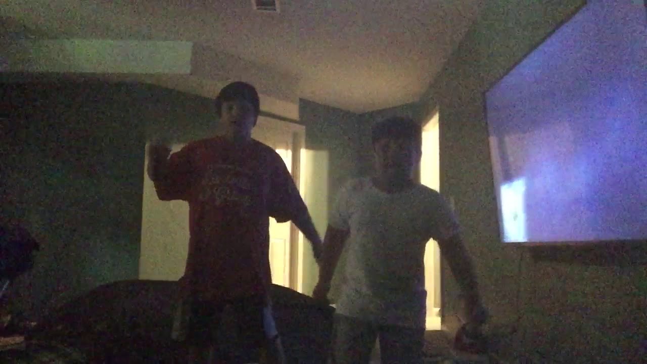 Travis Scott dancing - YouTube