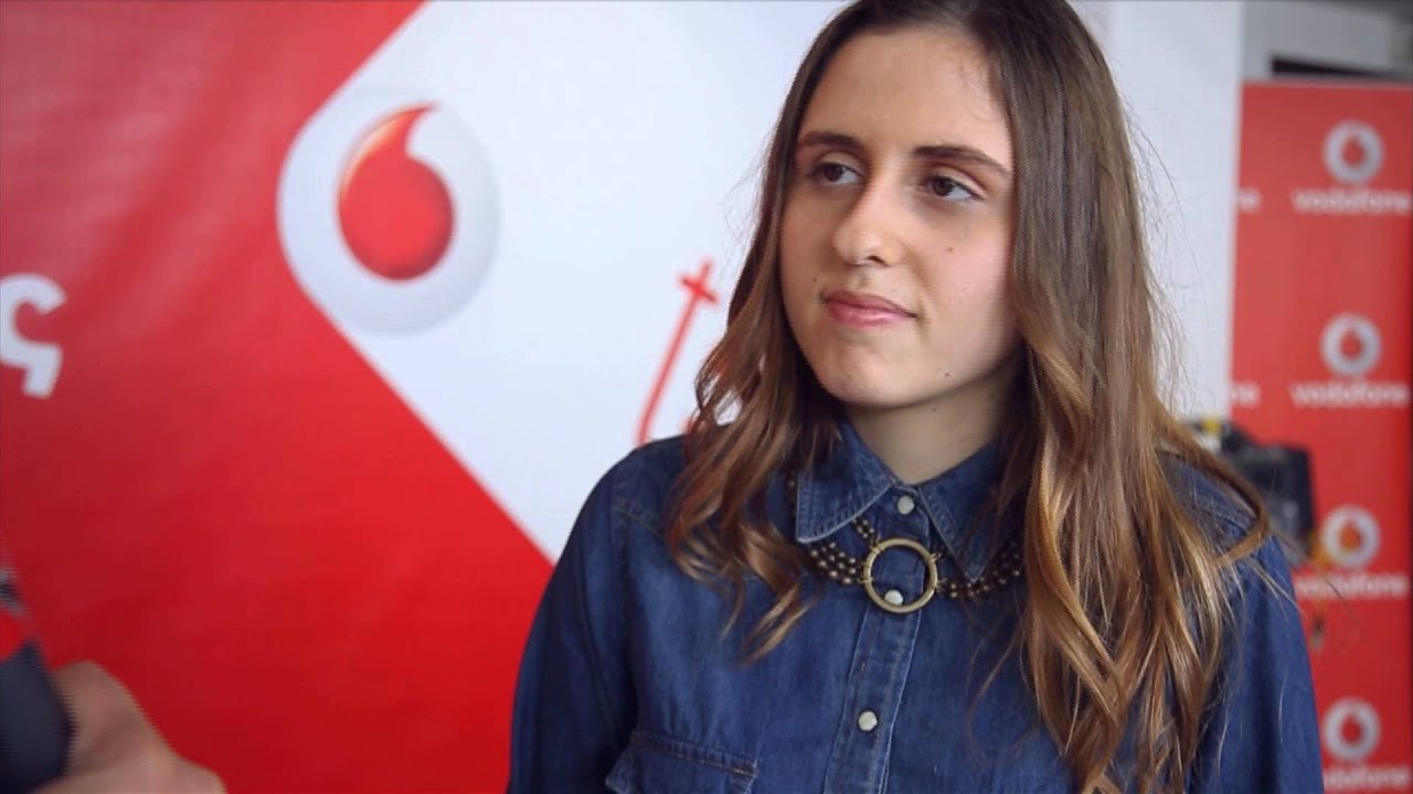 The Voice of Greece | Interview Αρετή Κοσμίδου (V Reporter) - YouTube