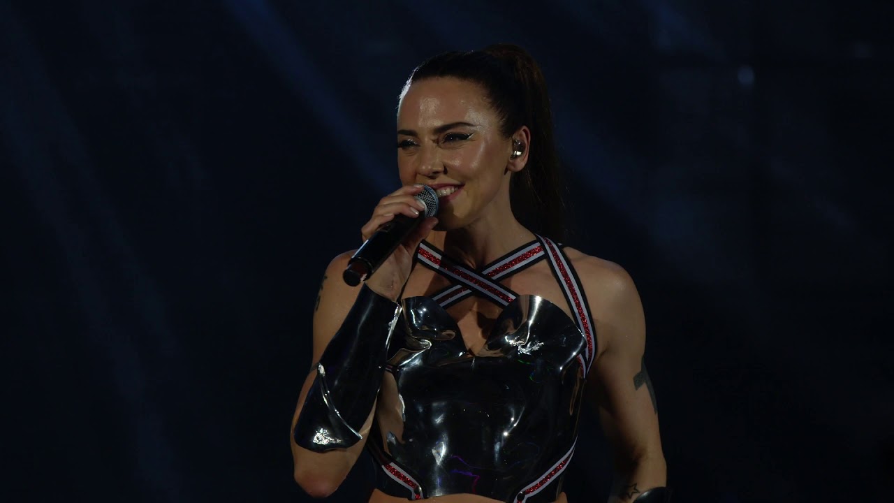 Melanie C ft. Sink The Pink - Live At The Troxy (6th July 2019) - YouTube