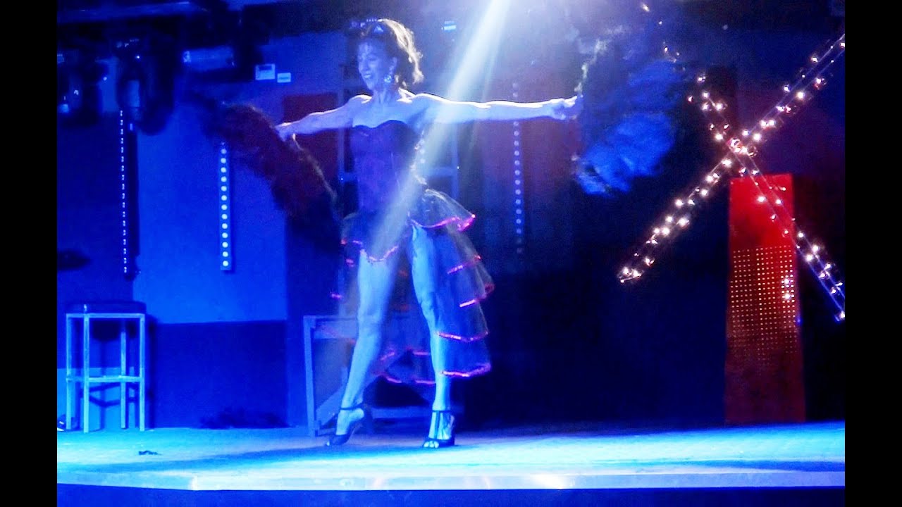 Dallas from Sensory Circus performing burlesque fans - YouTube