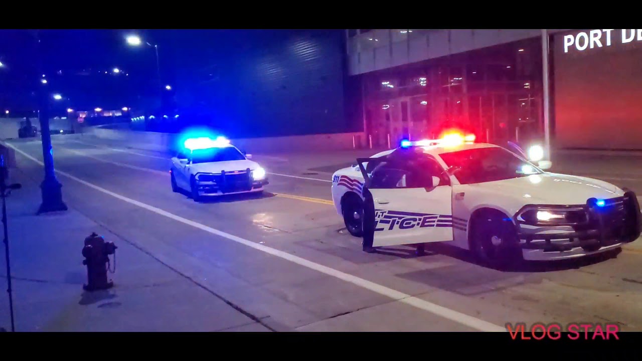 Detroit PD shining spot lights in face - YouTube