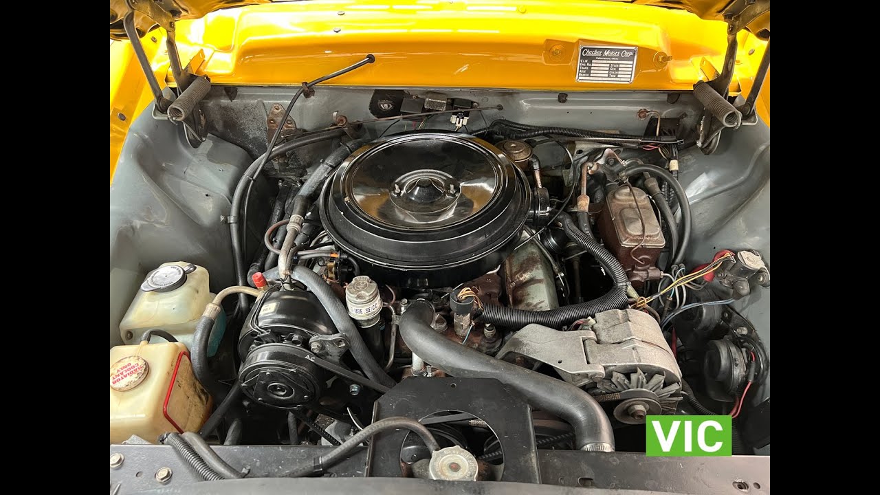 1981 New York Checker Cab A12 V8 - Engine Video - YouTube