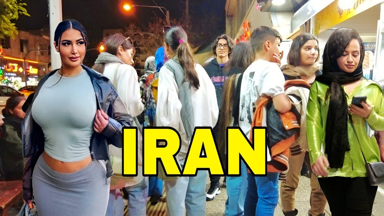 🔥 SHIRAZ city NightLife !!! Night walk in center of SHIRAZ, IRAN 🇮🇷 ...