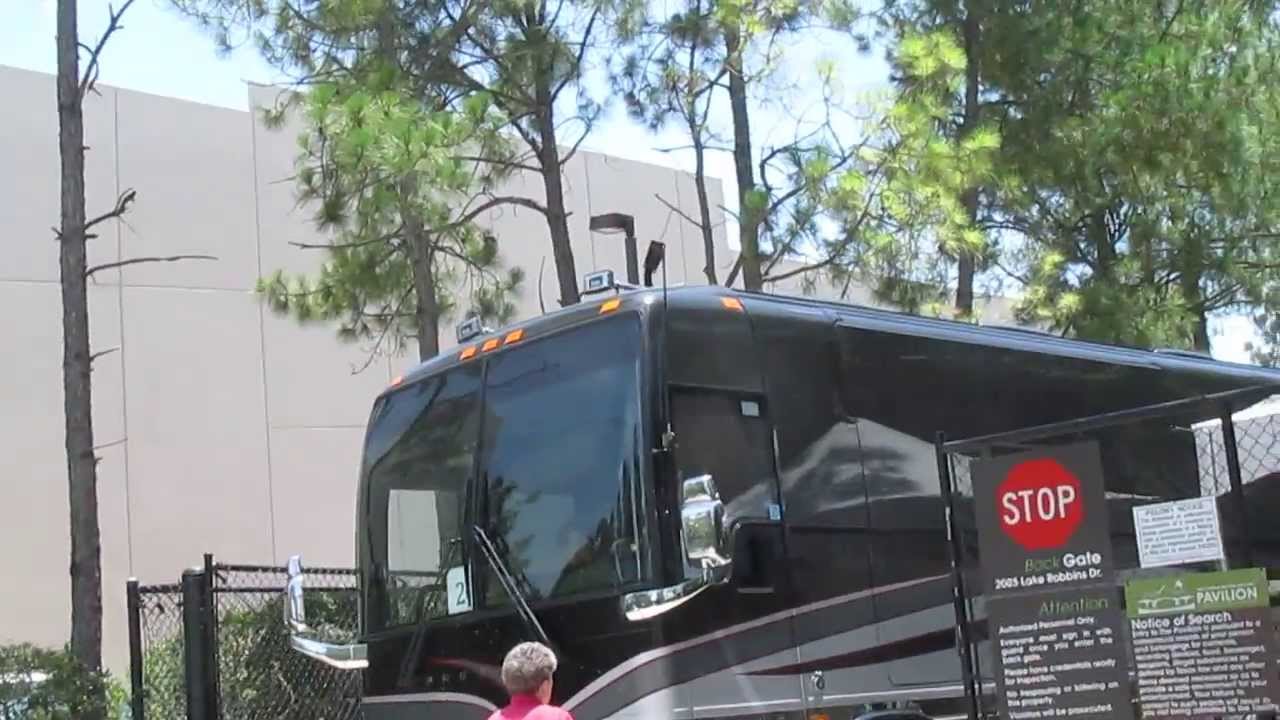 Big Time Rush tour bus goes by (You Can barley see Kendall) Houston ...