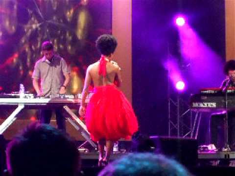 Morcheeba - Even Though (Brand New SIngle) - Nat Geo Music Live @ Circo ...