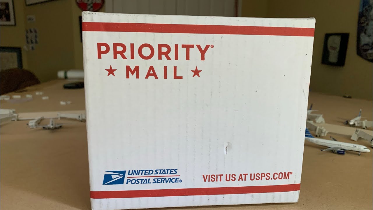 NG Models 1:400 Unboxing - YouTube