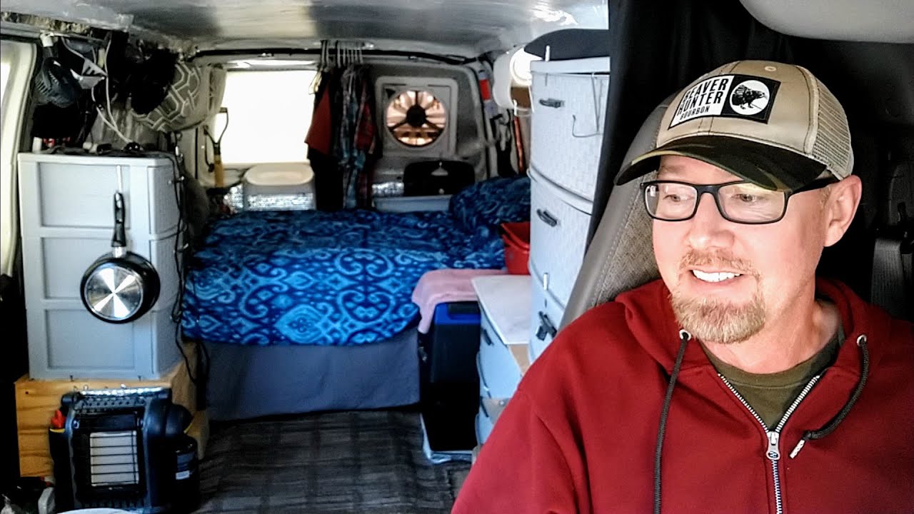 A guy that lives in a van has more electricity than all of Texas? 😮 ...