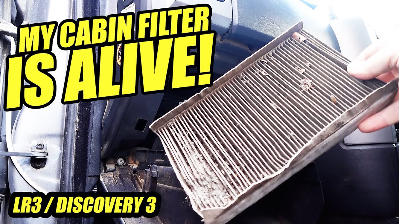 Changing the cabin filter before it's too late in the Land Rover ...