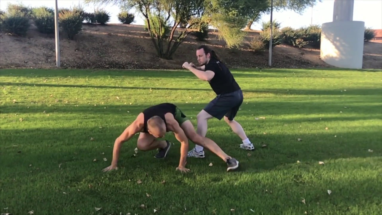 Win a Street Fight in 1 Minute | Tiger Tail Sweep - YouTube