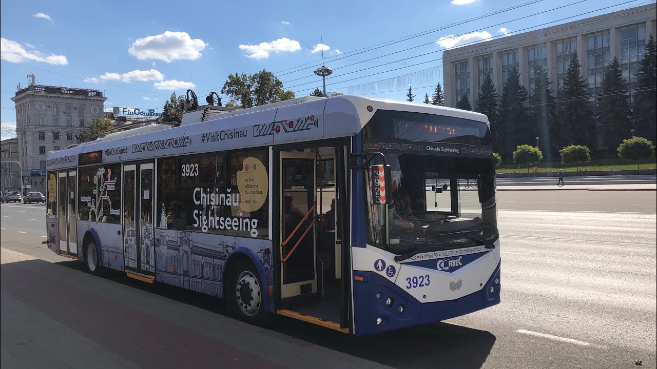 Trolleybus sightseeing tour of Chisinau, Moldova - YouTube