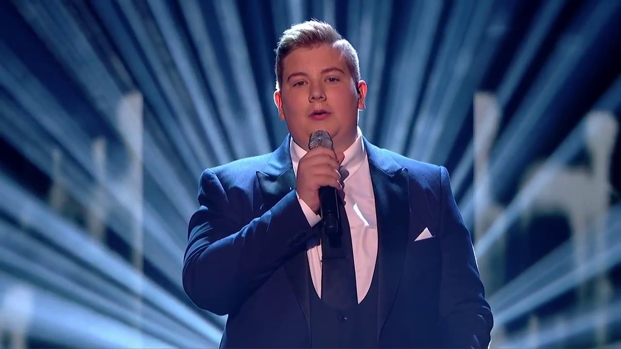 Kyle Tomlinson performs Adele’s When We Were Young Britain’s Got Talent ...