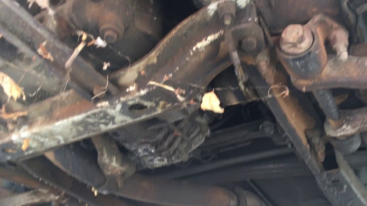 Saab 900 underbody - YouTube