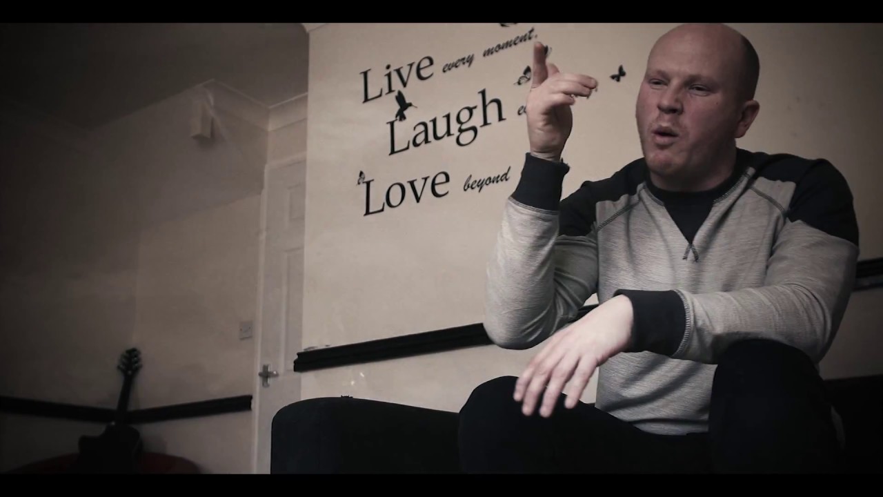 Christopher Hallam - Day to day (Official music Video) - YouTube