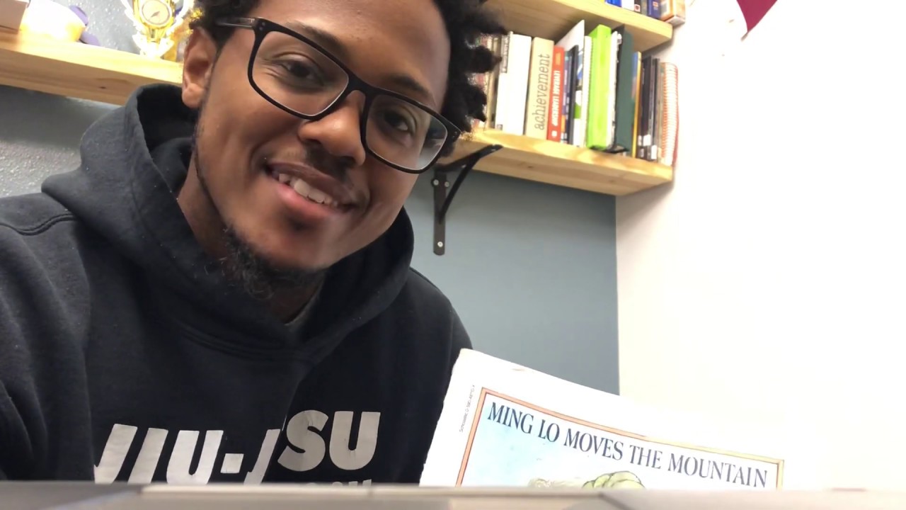 Read aloud Ming Lo Moves the Mountain - YouTube