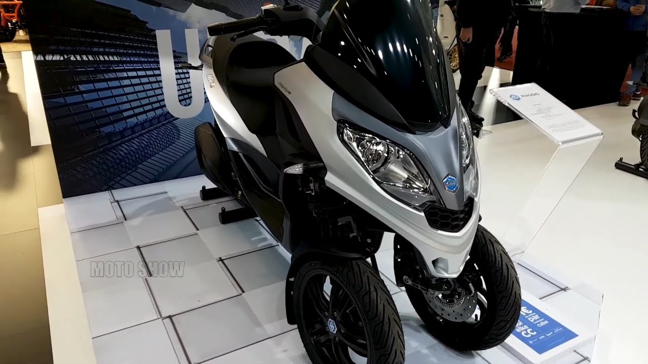 New amazing PIAGGIO MP3 300 HPE Scooter Motorcycle Exterior and ...