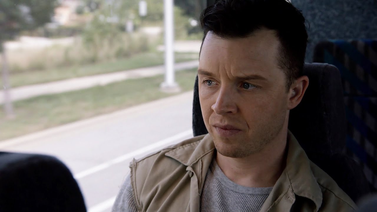 Mickey Milkovich - S10E06/ Scene 04 / Original version - YouTube