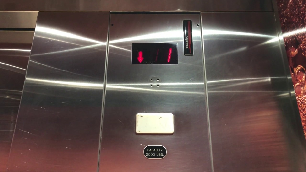 NYE Special 2: Schindler 300A hydraulic elevator @ Coca-Cola Store in ...