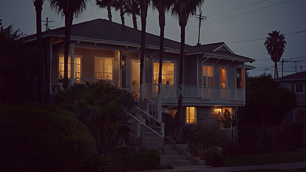 The Haunting of Tony Todd House , Marina del Rey , California - YouTube