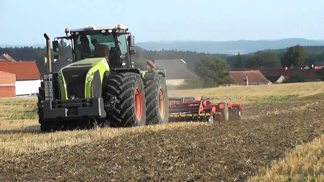 Claas Xerion 5000 - YouTube