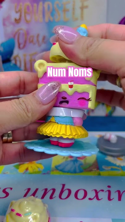 ASMR unboxing a cute NUM NOMS #numnoms #cutetoys #asmrunboxing #surprisetoys - YouTube