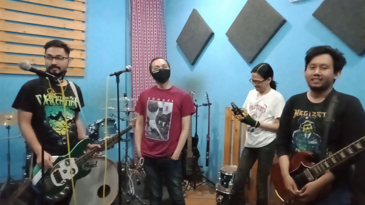 Studio Musik Bandung... TARUK - Interview & Practice at Let's Go Music ...
