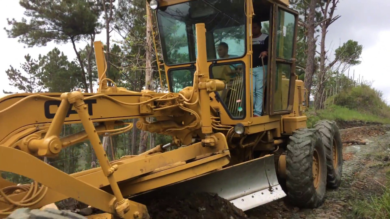 Caterpillar 120G Motor Grader - YouTube