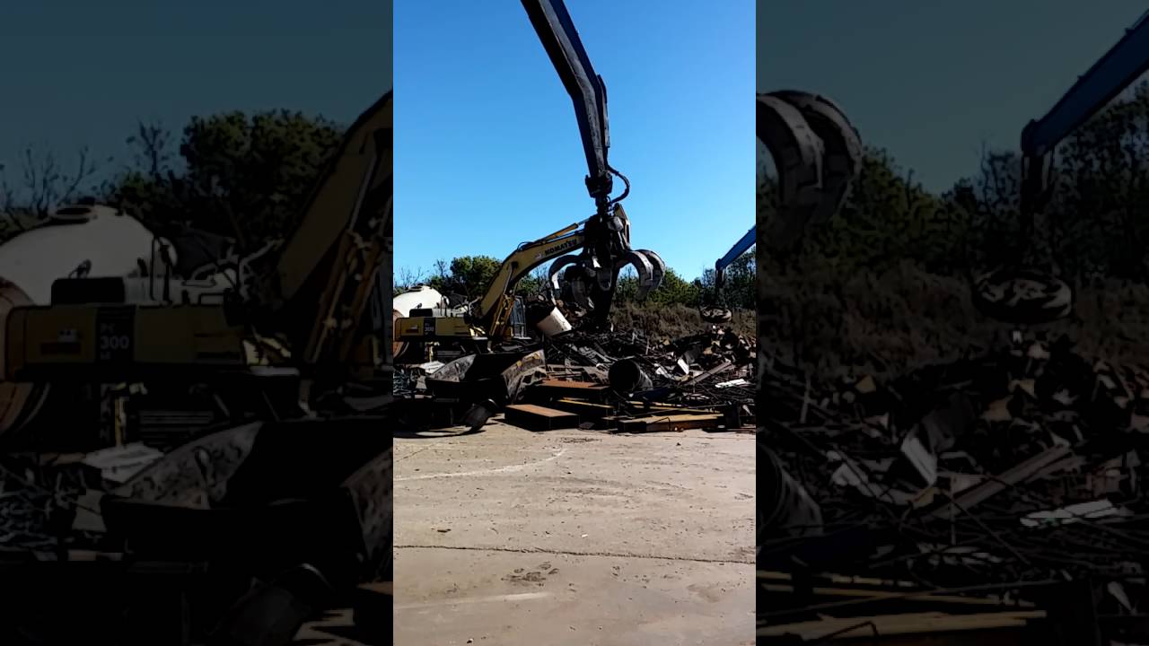 Scrap yard machines - YouTube