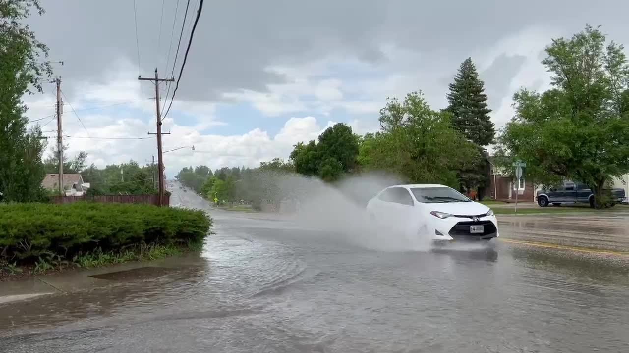 Minor flooding around Casper - YouTube