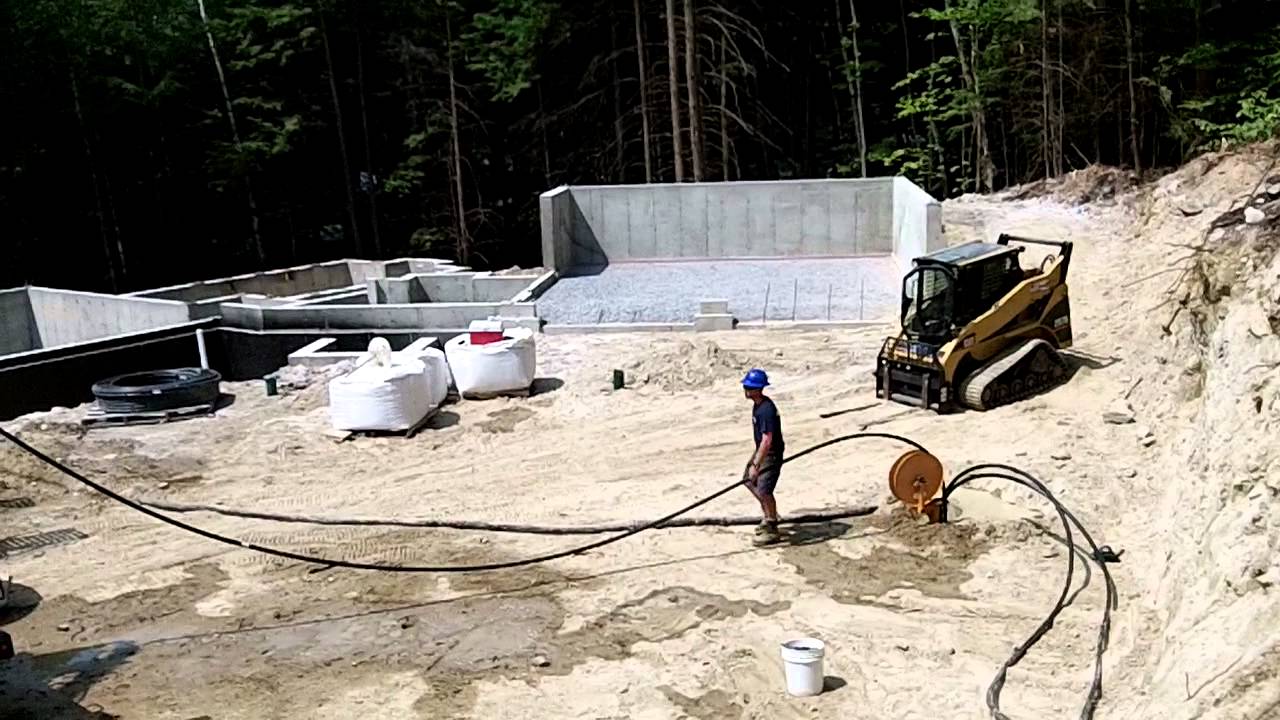 Grout and Sand Mixing for Closed Loop Geothermal Well. - YouTube