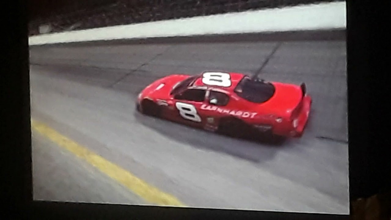 rubbing is racing NASCAR Thunder 2004 this is Daytona night race Ray 17 ...