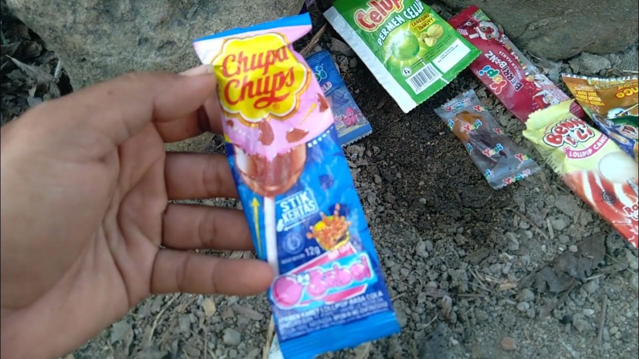 mencari hartakarun yupi,eskrim,lolipop di bebatuan dapat banyak - YouTube mencari hartakarun yupi,eskrim,lolipop di bebatuan dapat banyak - YouTube